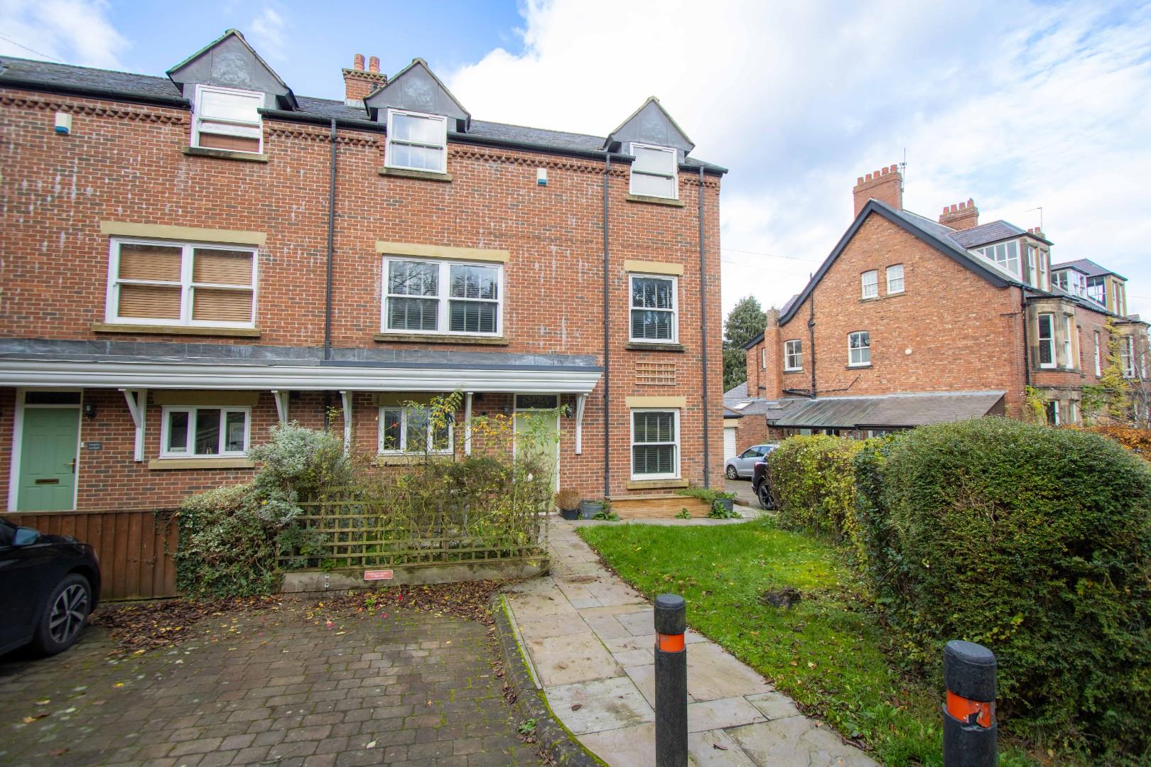 Crossgate Peth, Durham City, Durham – Robinsons